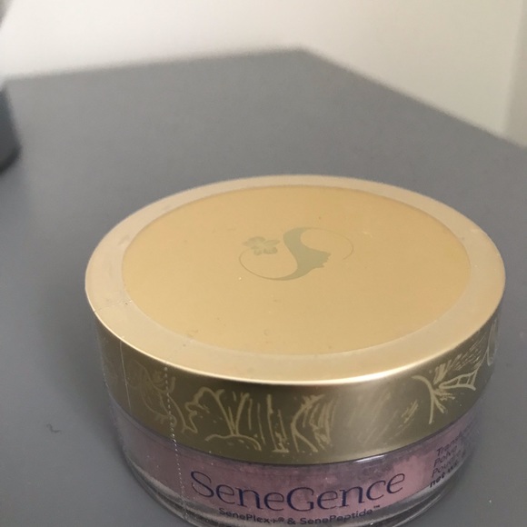 SeneGence | Makeup | Senegence Translucent Loose Powder | Poshmark